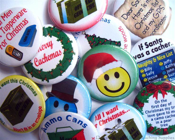 Geocaching Button Badges - Christmas Geocaching